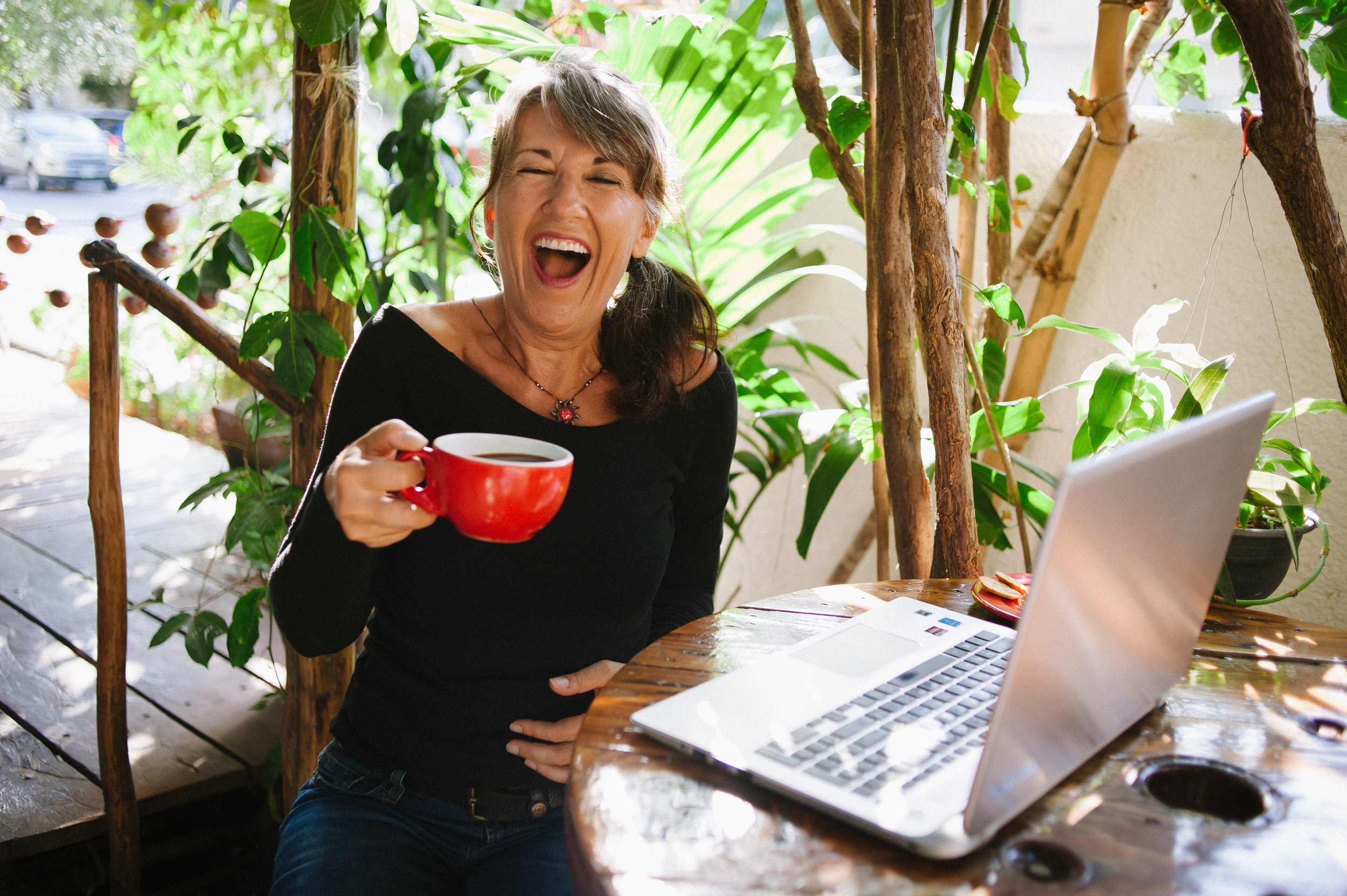 8 Signs it’s Time to Press the Pause Button on Your Life – Real Food Rebel